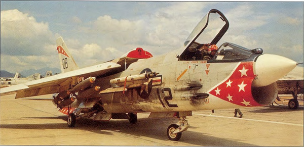 Weapons Load Vietnam Era Usmc F 8e Crusader Aircraft Cold War